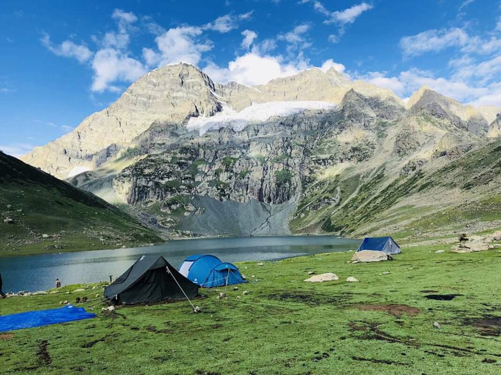 Kashmir Alpine Lakes Trek - 50+ Amazing Alpine lakes of Kashmir.