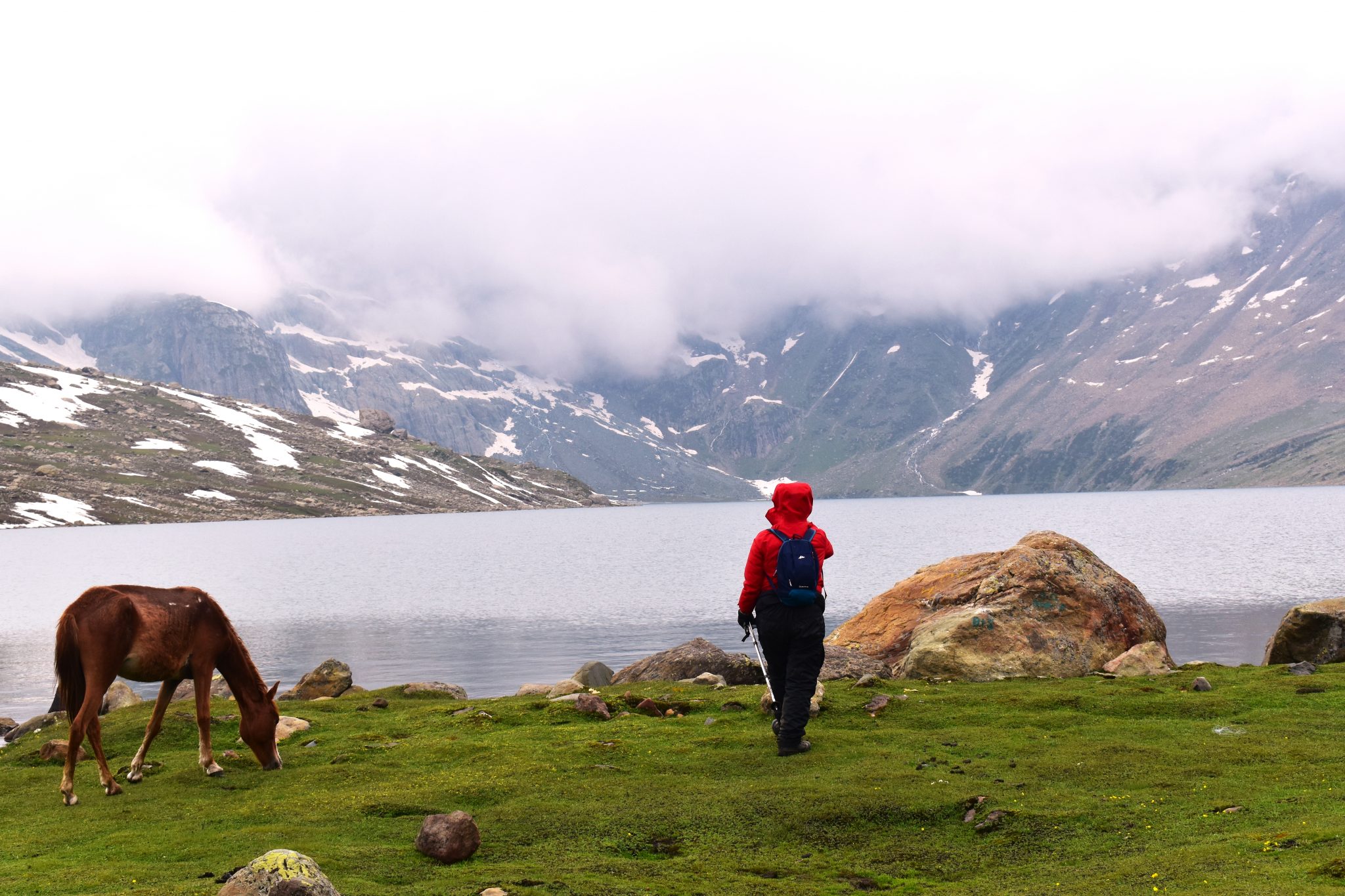 Gangabal Lake Trek: Kashmir's Most Beautiful Short Adventure!